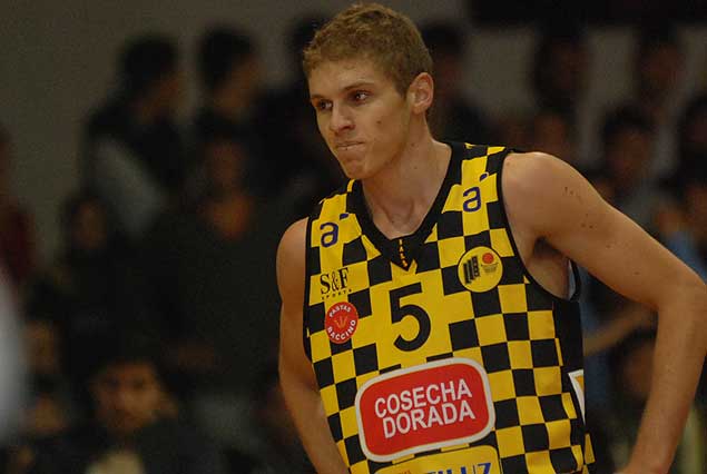 Larre Borges y Waston juegan partido clave por la definición del Torneo ...