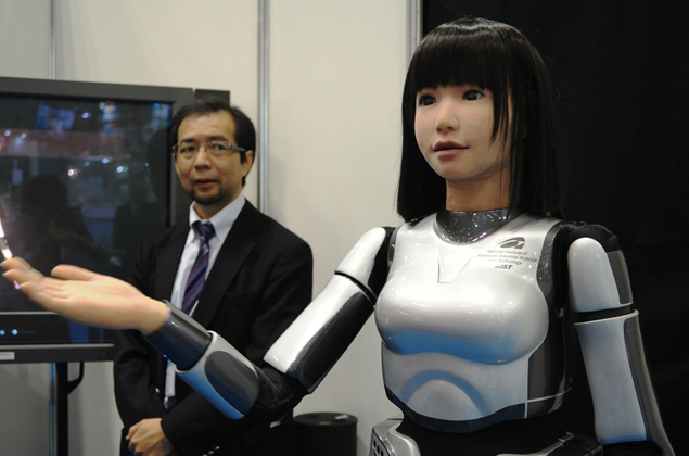 Trabajar y convivir con los robots: clave y desafío de la nueva ...