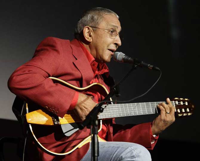 Cuba: muere Juan Formell fundador de Los Van Van, Grammy a la ...