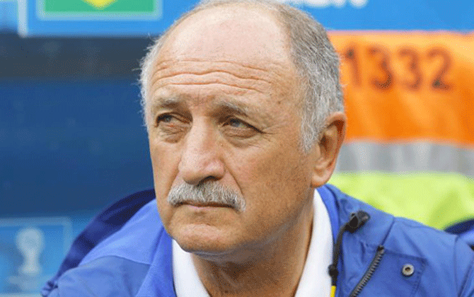 Luiz Felipe Scolari dejó de ser el DT de Brasil tras el fracaso del ...