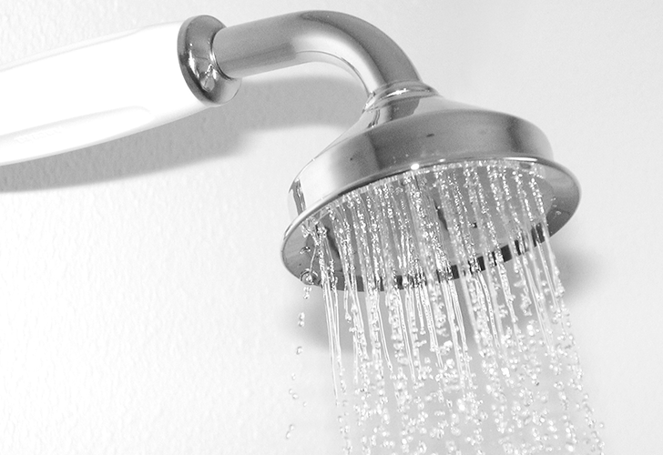 ¿Qué tiene de bueno bañarse con agua fría? - Noticias Uruguay, LARED21 ...