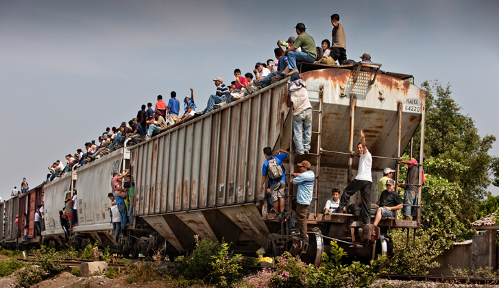 “La Bestia”: un recorrido fotográfico de la emigración centroamericana ...