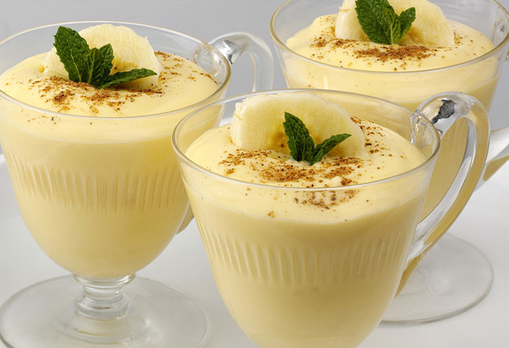 Refrescante crema de banana y canela, perfecto aperitivo dulce para los ...