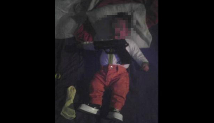 INAU pide a Facebook bloquear fotos de bebé con una pistola 9 mms.: la ...