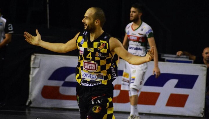 Biguá y Larre Borges extienden las series - Noticias Uruguay, LARED21 ...