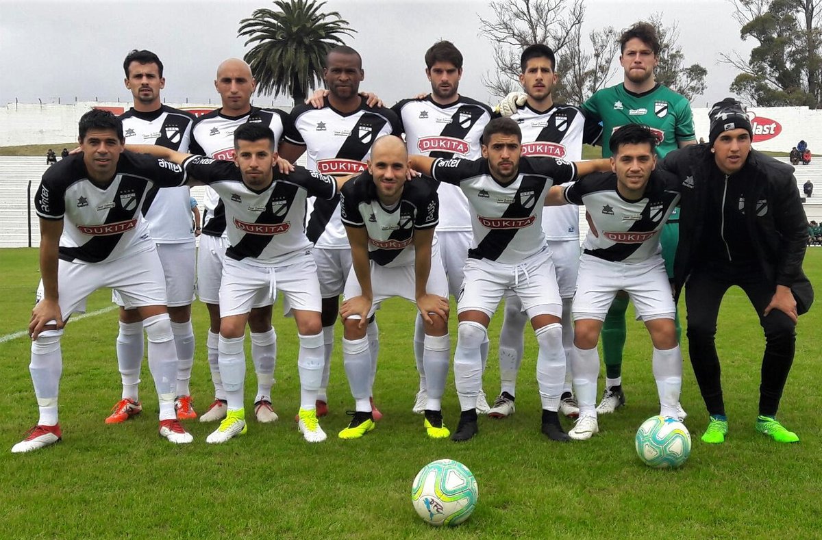 Danubio y Racing empataron 1-1 - Noticias Uruguay, LARED21 Diario Digital