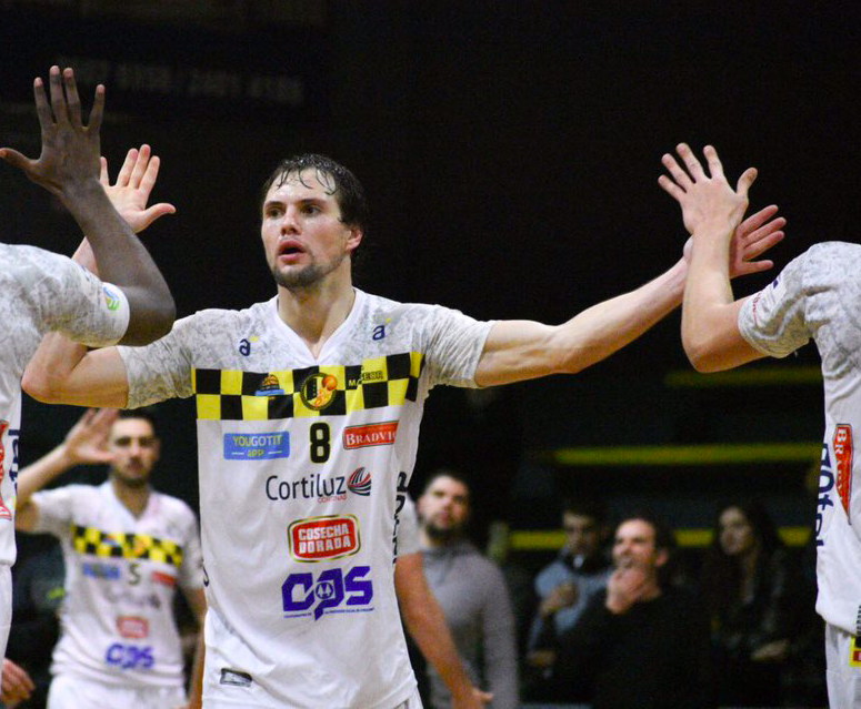 Larre Borges y Peñarol lideran el Metro - Noticias Uruguay, LARED21 ...