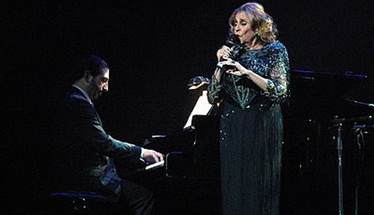 El tango homenajea a la mujer uruguaya, en el Teatro Solís - Noticias ...