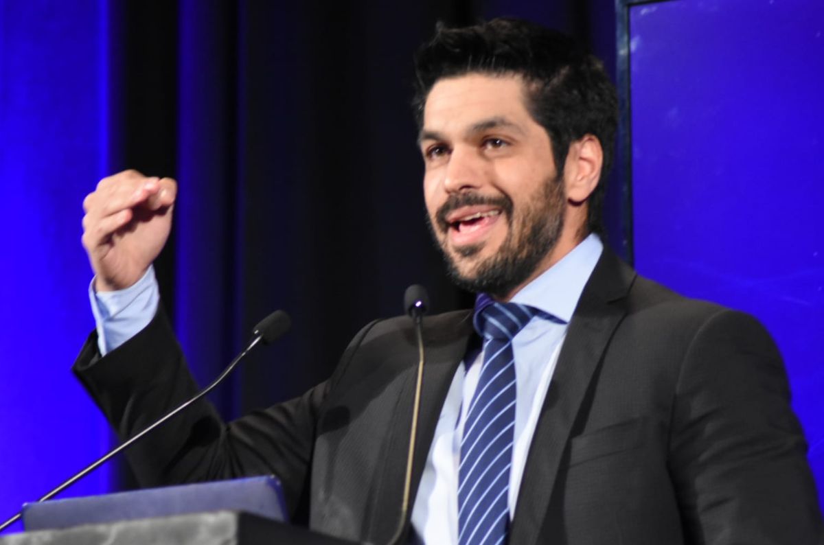 Rodeado de conservadores, Andrés Ojeda busca ser la renovación del Partido Colorado - Noticias ...