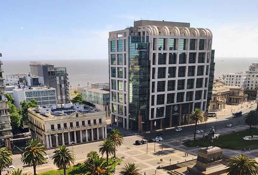 Gobierno uruguayo condenó la avanzada de la ocupación de Gaza por parte ...