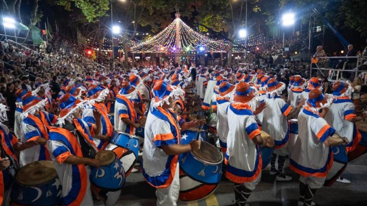 Fallos del Desfile Inaugural del Carnaval 2025: candombe, murga, negros ...